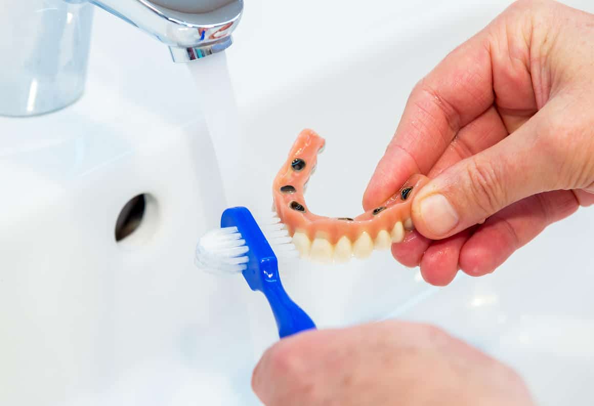 10 Tips to Keep Your False Teeth Clean - ToothStars